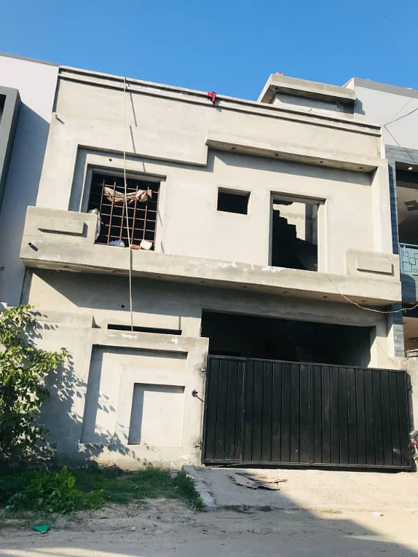 5 Marla Grey Structure House For Sale In Nash-E-Man Iqbal Phase 2 ...