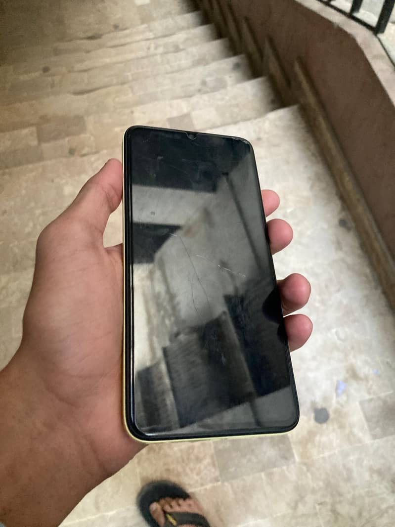 q mobile smart 8 new - Mobile Phones - 1109923776