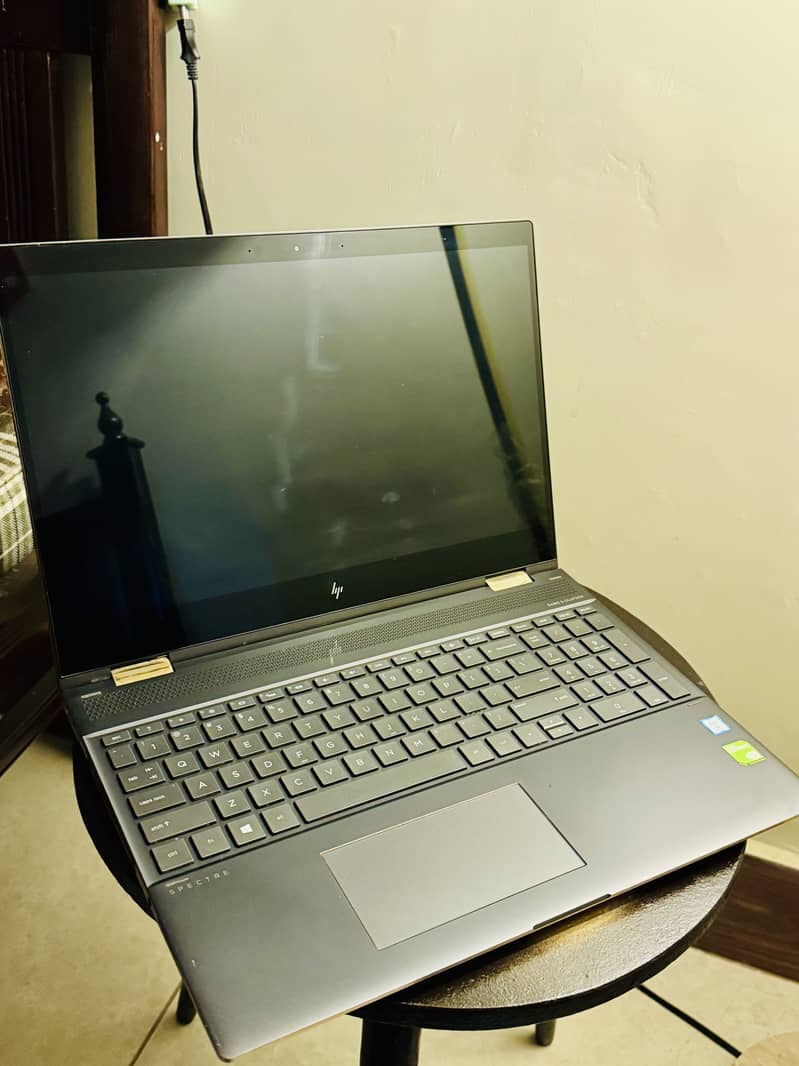 HP Spectre x360 15” | Core i7-8th| 16GB RAM | 4K Touch | NVIDIA MX150 ...