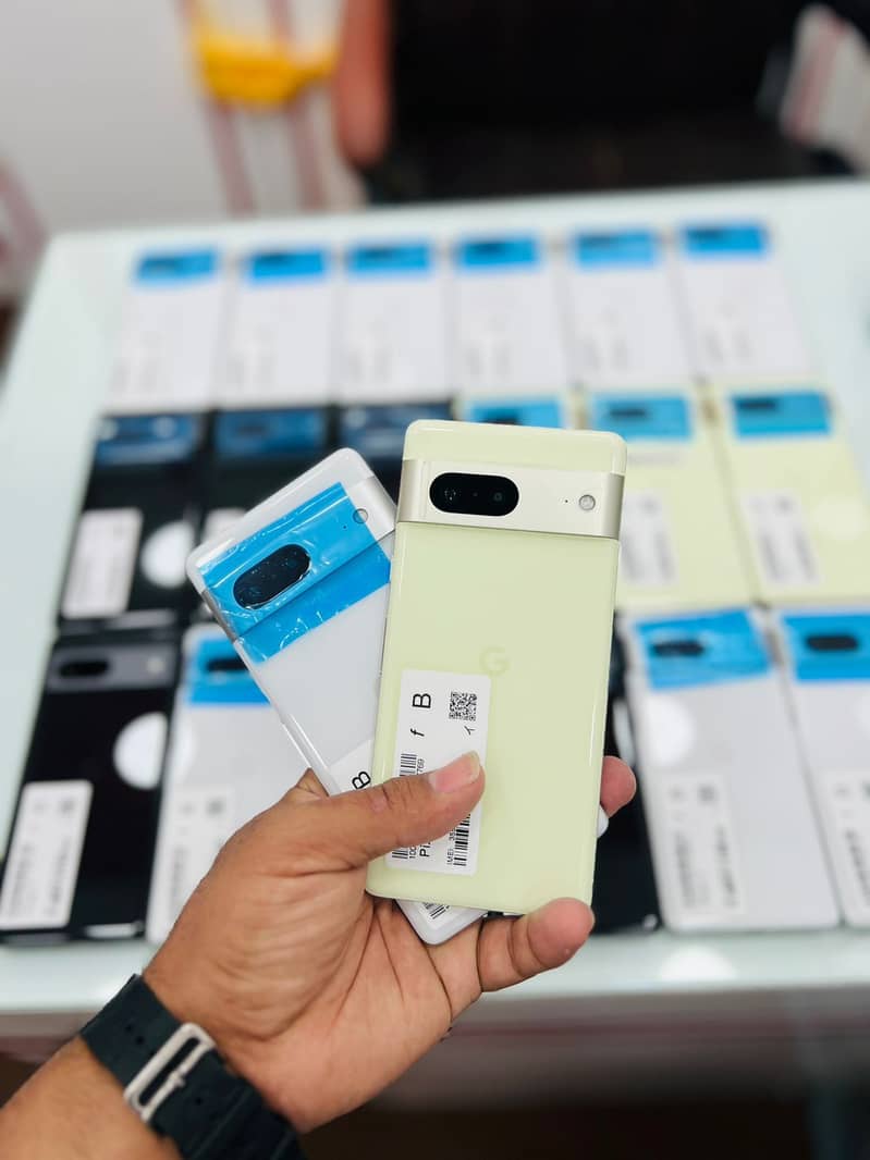 Google Pixel 7a - Mobile Phones - 1109949546