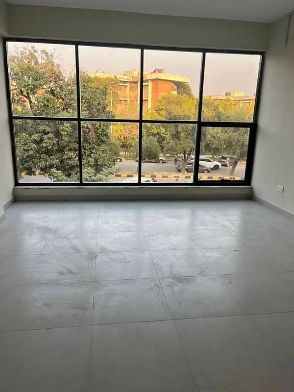 Executive Office for Rent in G-11 Markaz Islamabad | 450 Sq Ft | Prime ...