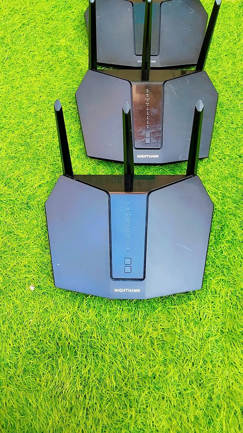 Netgear RAX30 WiFi 6 AX2400 Long Range Gaming WiFi Router - Networking ...