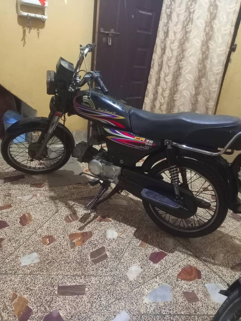 crown 2018in lalukhet add details parhe 03112984471 - Standard - 1109806626