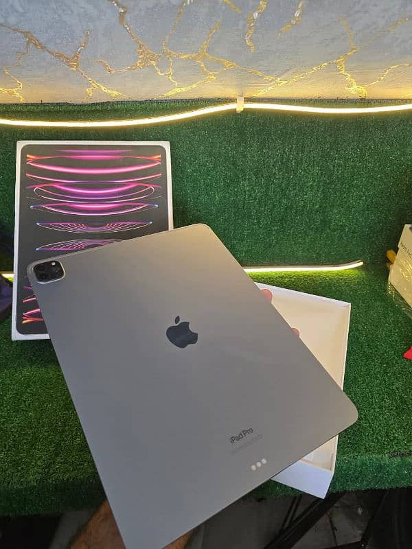 Ipad Pro M2 Chip (2020) Box - Tablets - 1109968106