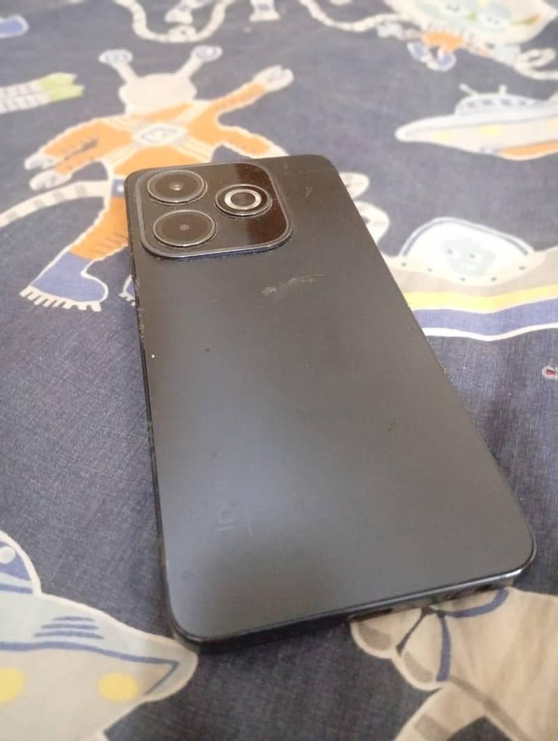 Infinix hot 40 i 6 128 - Mobile Phones - 1109972412