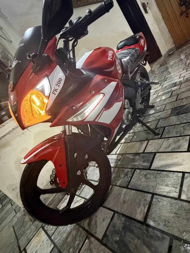 power 2019 200cc - Sports & Heavy Bikes - 1109975899
