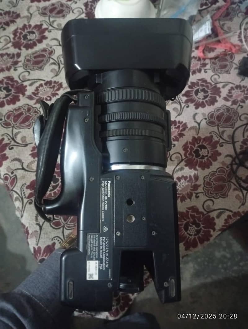 Panasonic PV 100 - Digital Cameras - 1109977215