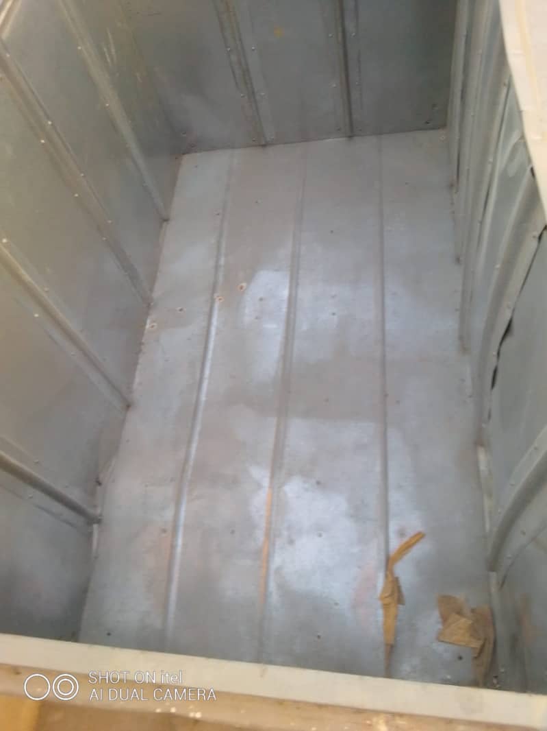 Metal Box - Other Household Items - 1109986801