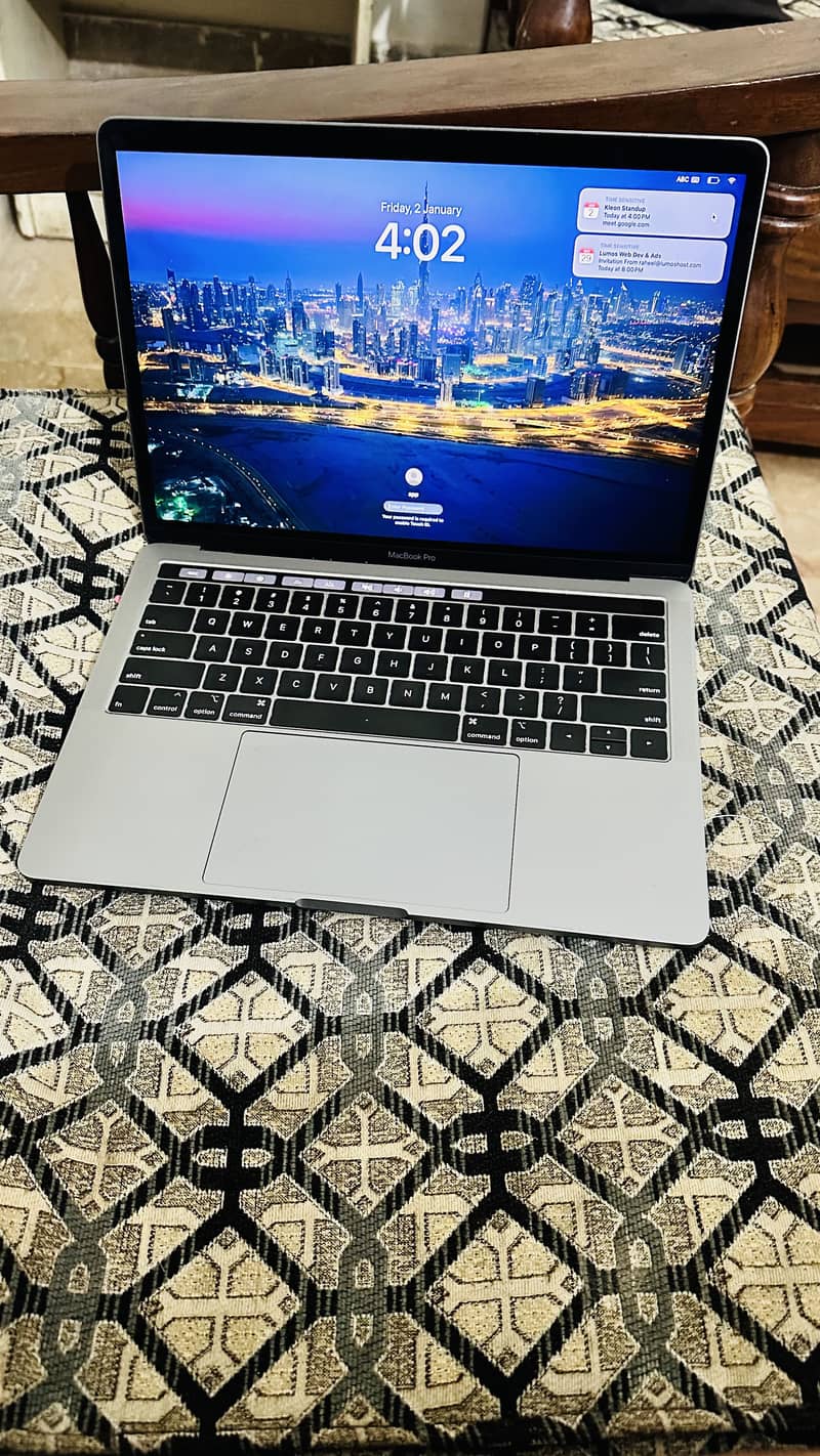 Macbook pro 2019 13 inch core i7 1 TB 16 GB - Laptops - 1109990930