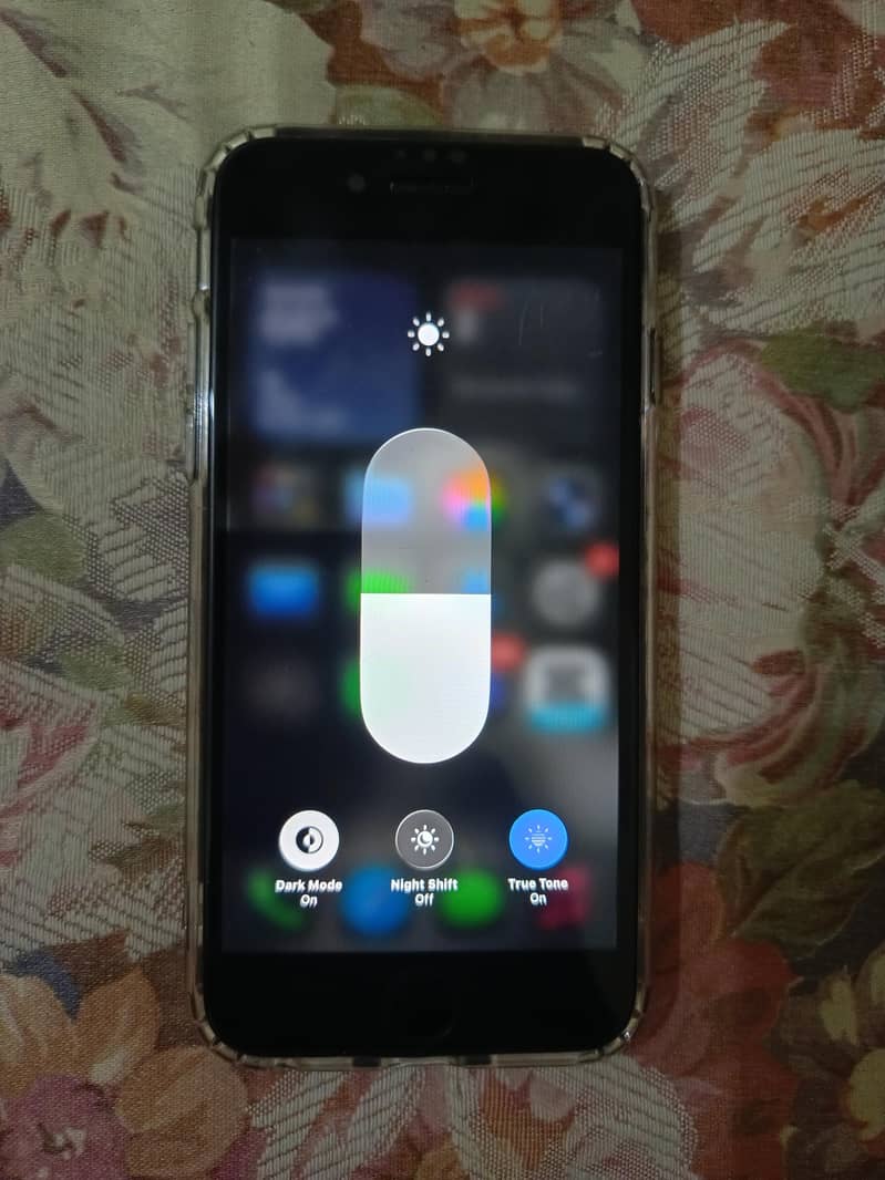 Iphone Se 2020 - Mobile Phones - 1109999726