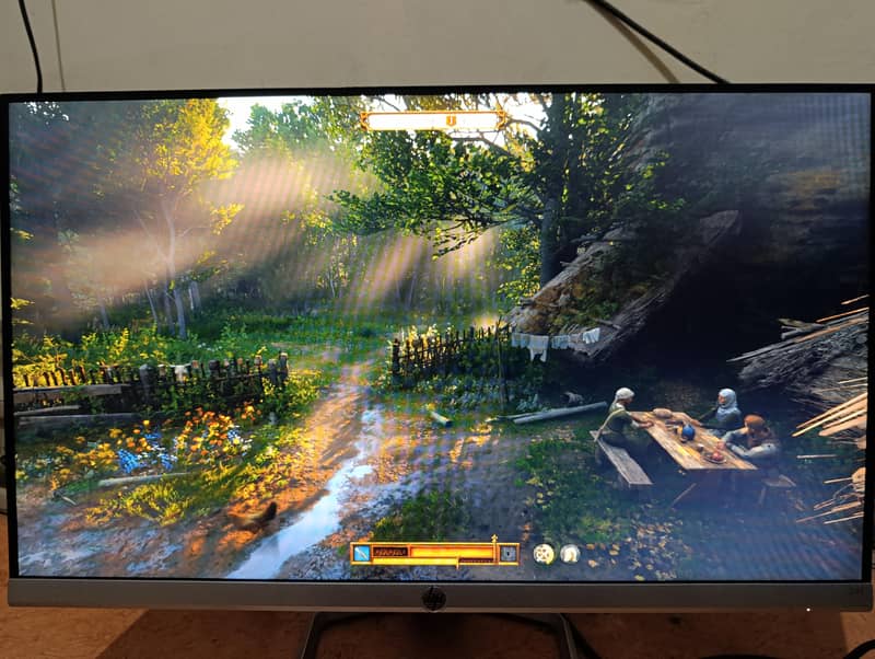 HP 24F with box n essential wires - Computer Components - 1110000451