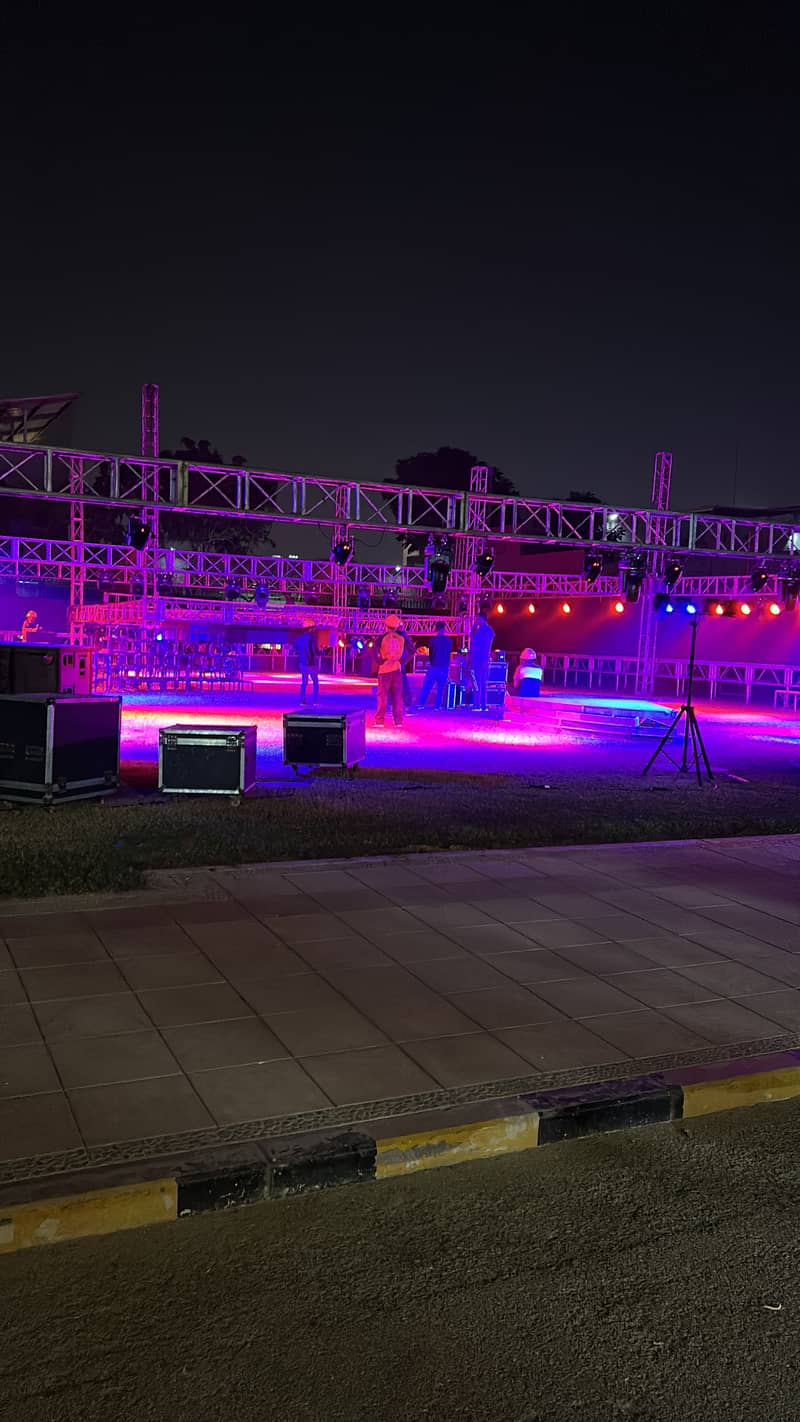 SCAFFOLDING - PIPE FOLDING for PARTIES - MUSIC EVENT - SMD - LED ...