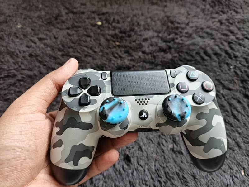 Sony PS4 Original Controller Dual Shock 4 - Controllers - 1110009536