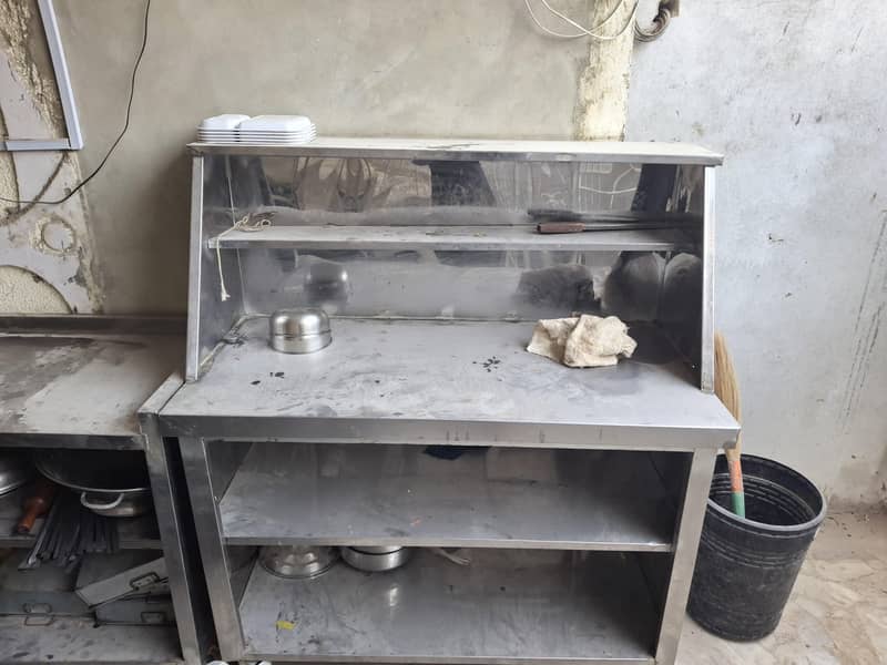 Roll counter and paratha counter table - Tables & Platforms - 1110015880