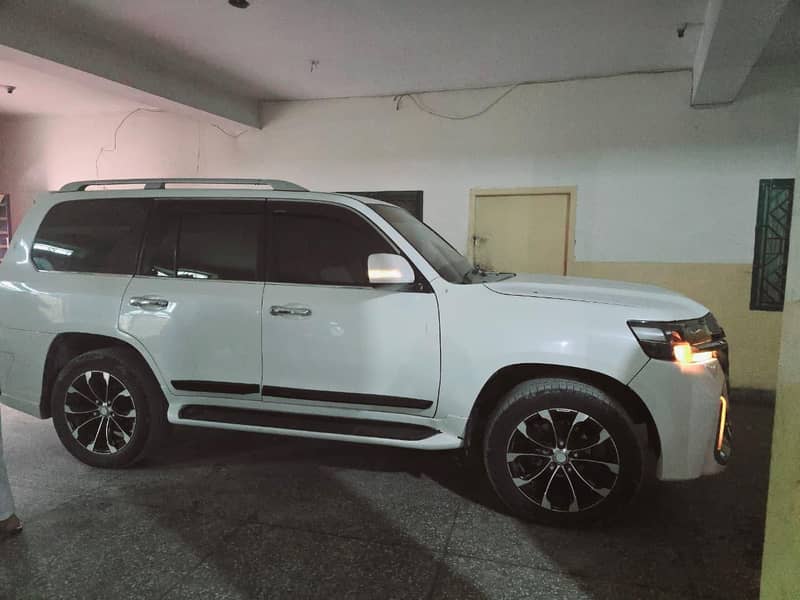 Land Cruiser ZX LC 300 - Cars - 1110038436