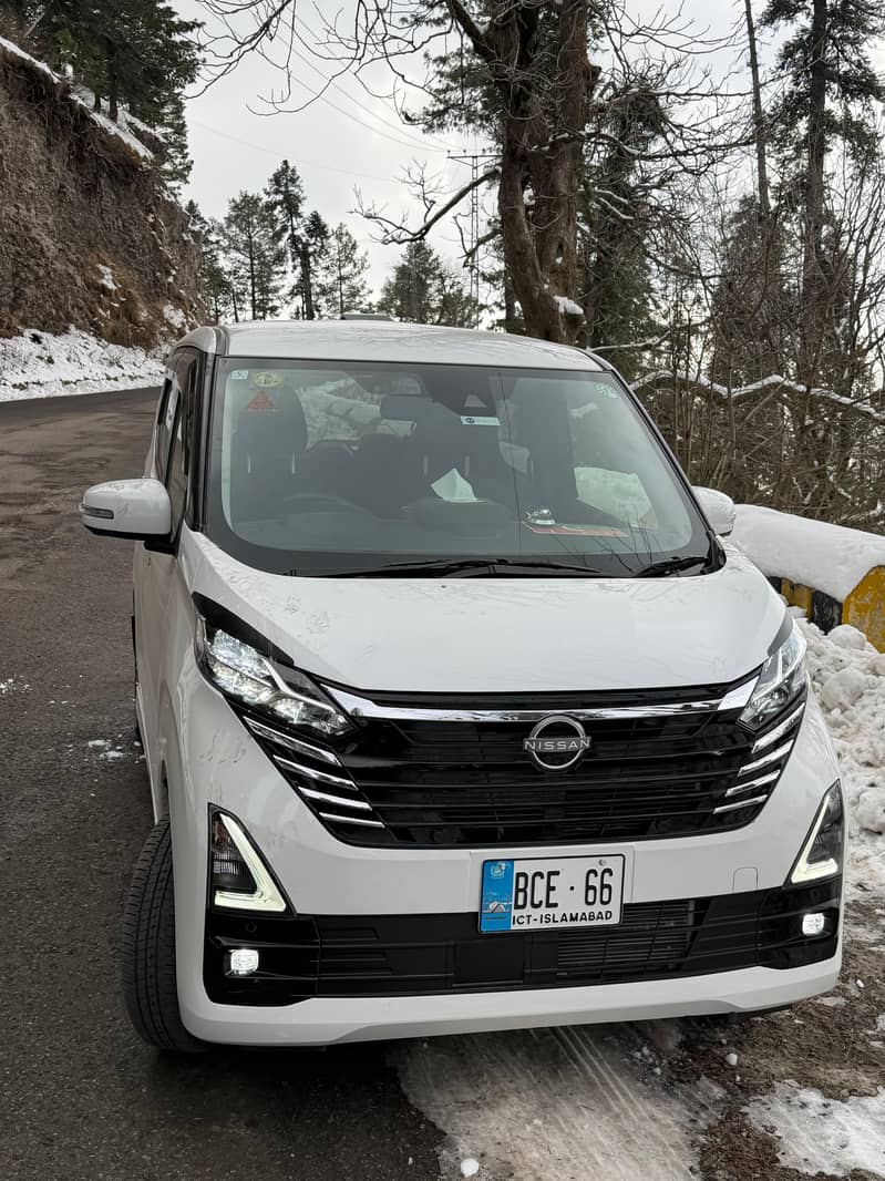 Nissan Dayz Highway Star 2024/2025 Model Excellent Condition - Cars ...