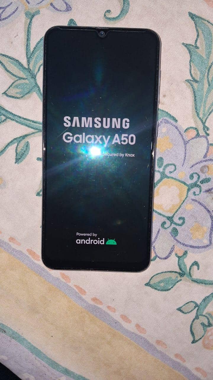 Samsung Galaxy a50 - Mobile Phones - 1110061686