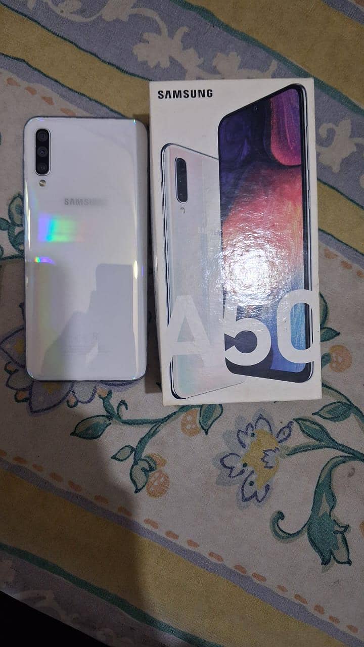 Samsung Galaxy a50 - Mobile Phones - 1110061686