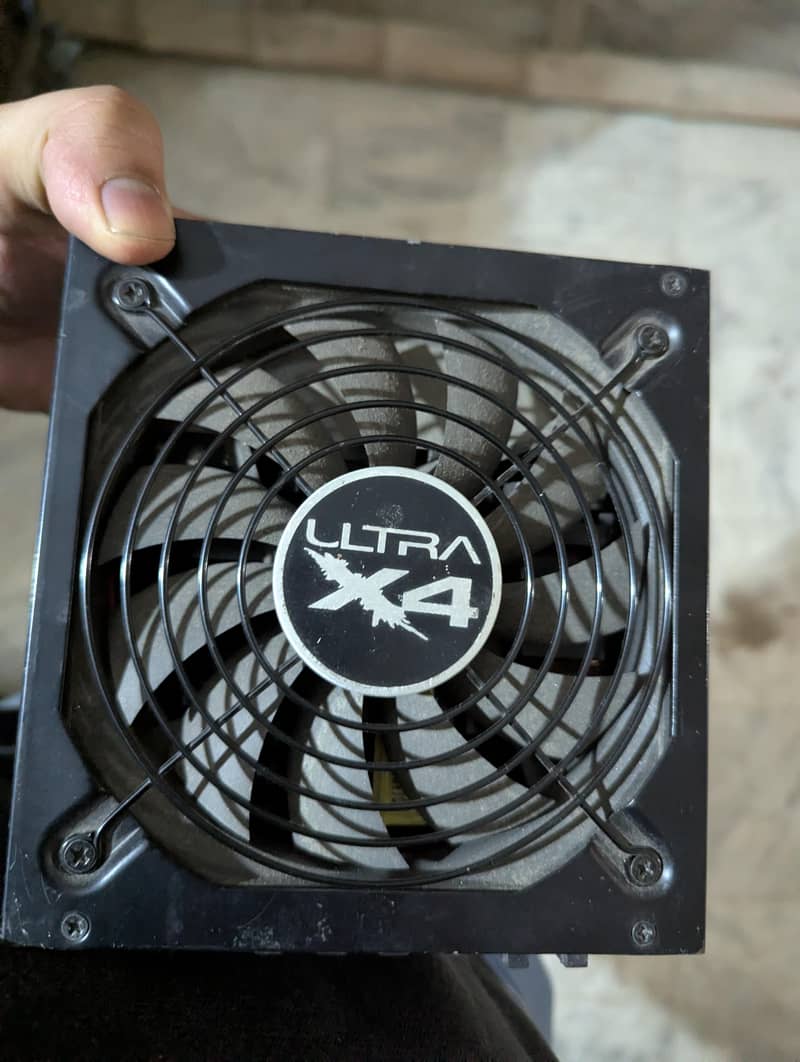 Ultra X4 power supply fully modular 600watts - Computer Components ...