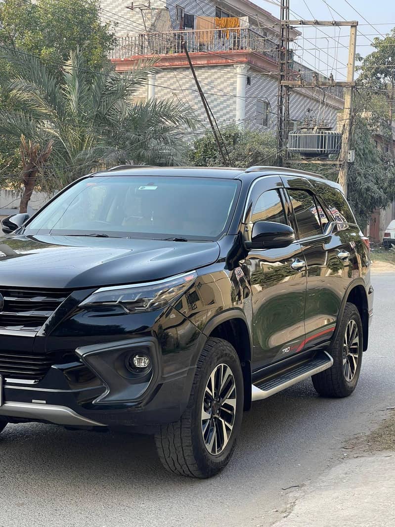 Toyota Fortuner 2.8 Sigma TRD Kit 2020 - Cars - 1110081315