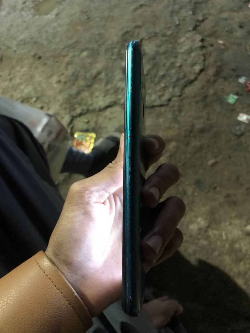 Best phone for normal usage - Mobile Phones - 1110098395