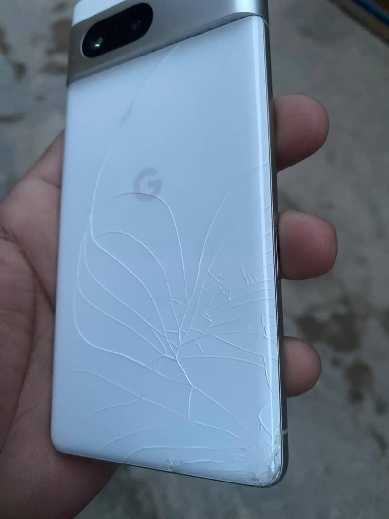 Google pixel 7 Back glass Break - Mobile Phones - 1110098542