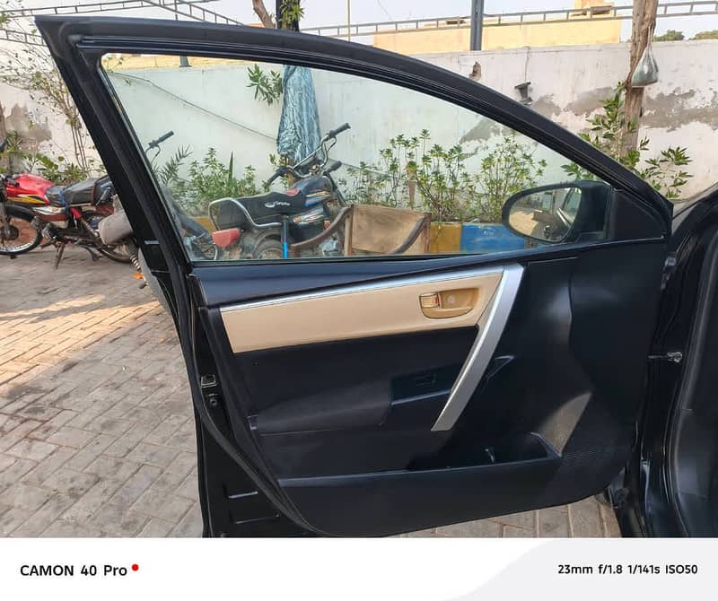 Black Corolla GLi 2018 model | Excellent condition - Cars - 1110099194