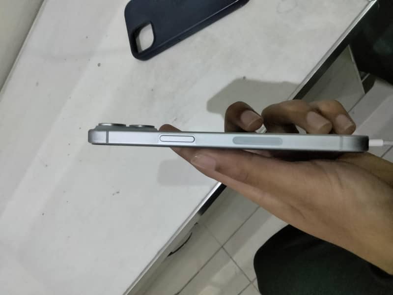 iphone 15 jv 128gb LLA Model ice blue - Mobile Phones - 1110105316