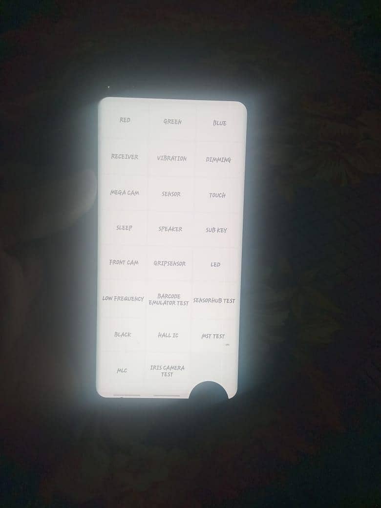 sam s8plus pta provd black color panal ma line or dote hn bakaya all ...