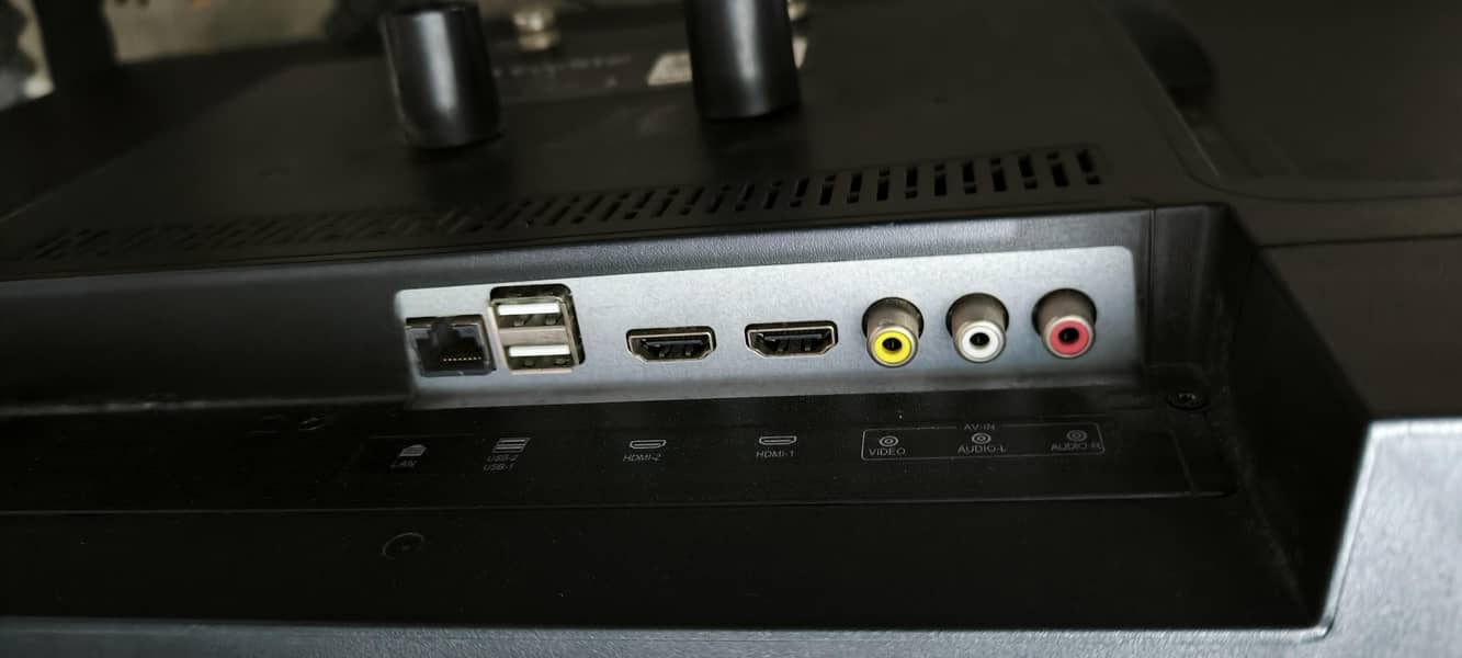 Echostar 40 inch Full HD LED - Televisions - 1110108081