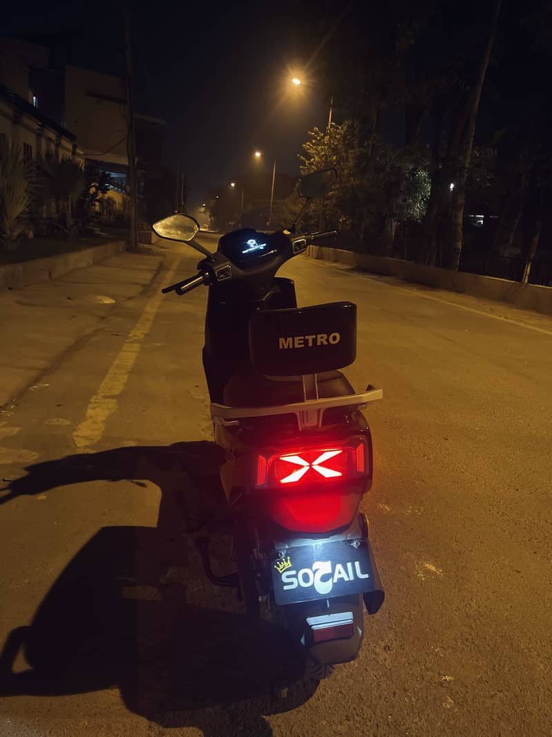 Metro thrill pro electric scooter - Electric Bikes - 1110115521