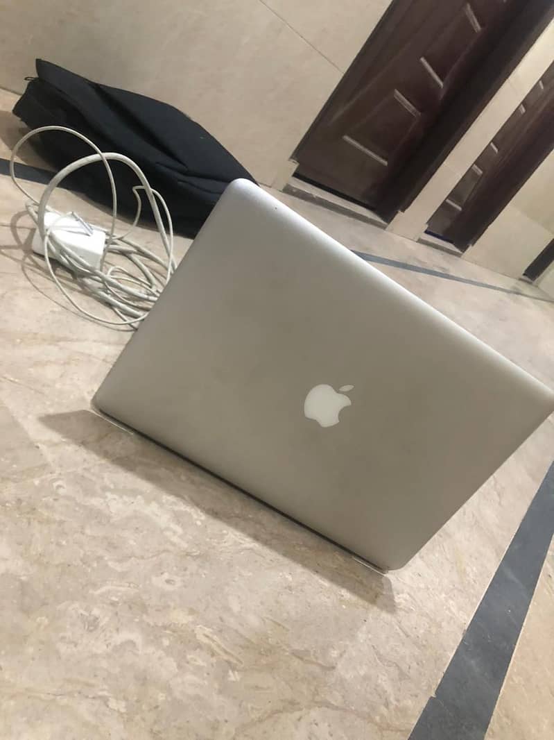 Mack book pro - Laptops - 1110120170