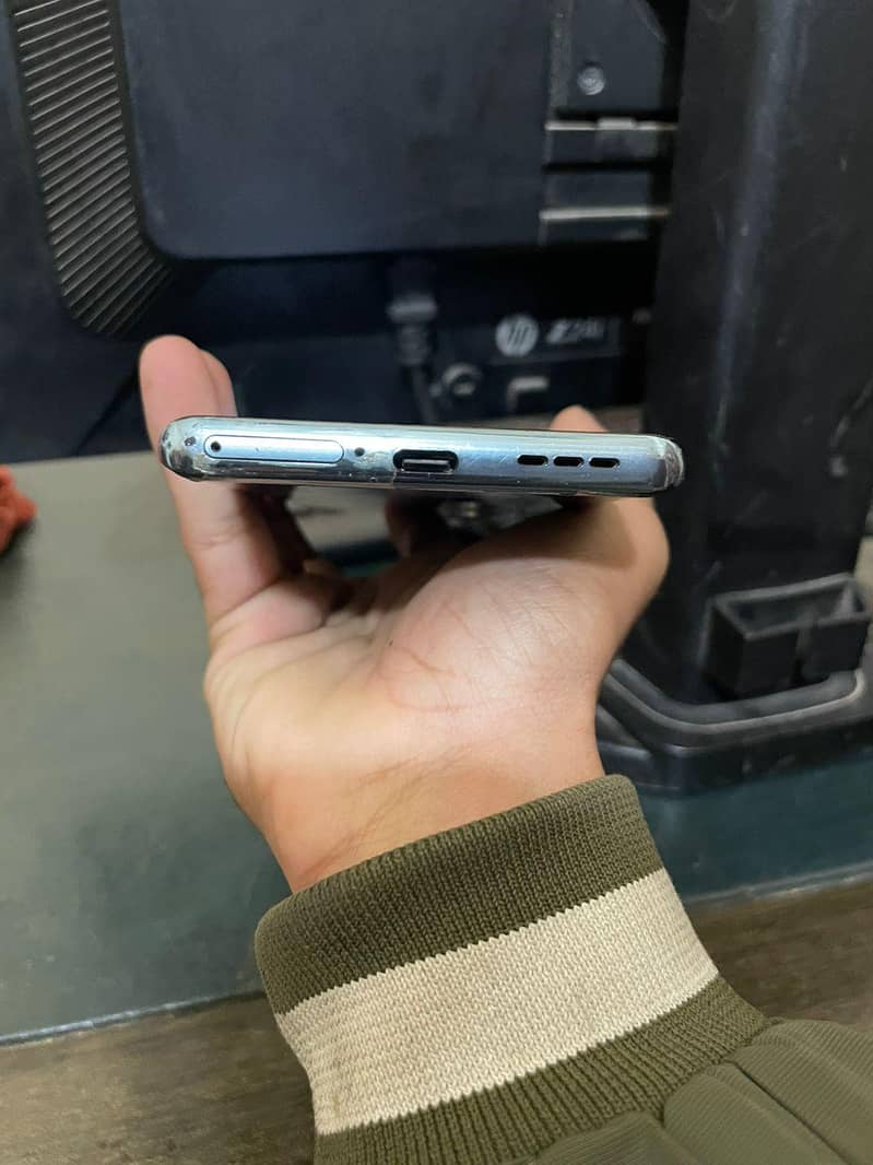 Sparx edge 20pro - Mobile Phones - 1110121740
