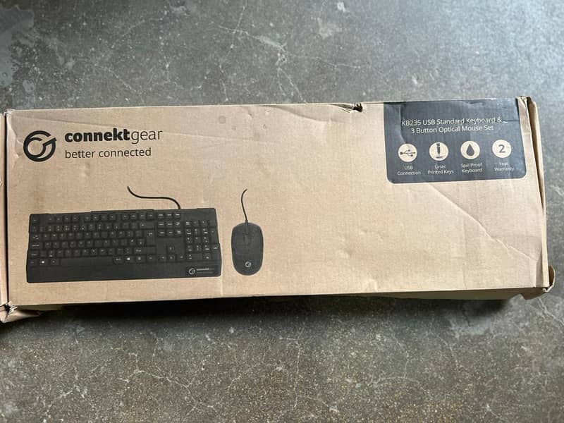 Connekt Gear KB235 USB Standard UK Layout Wired Keyboard/Optical Mouse ...