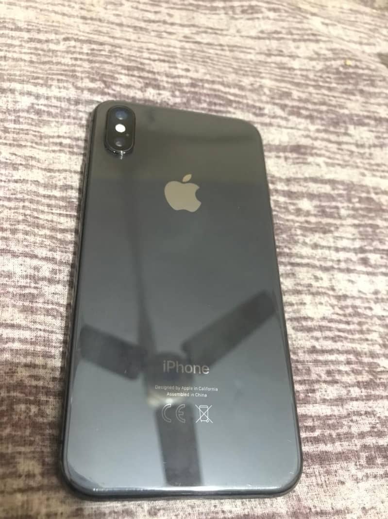 Iphone X with box - Mobile Phones - 1110159988