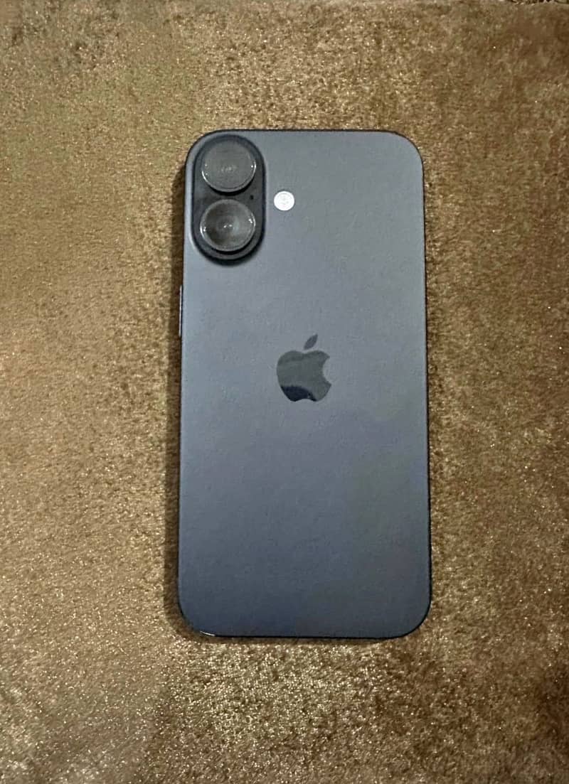 iPhone 16 - Mobile Phones - 1110162315