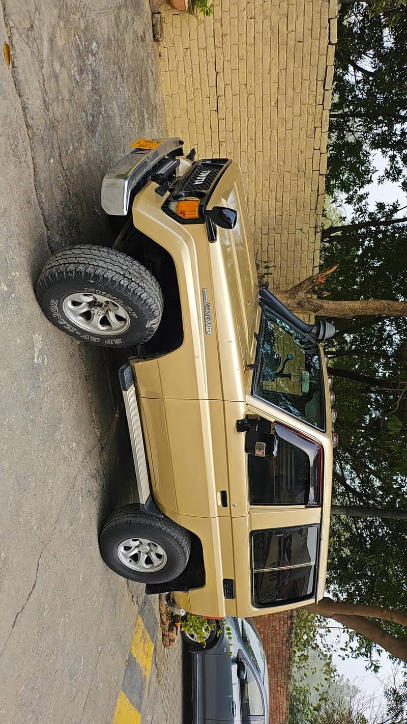 Toyota Land Cruiser RKR - Cars - 1110169120