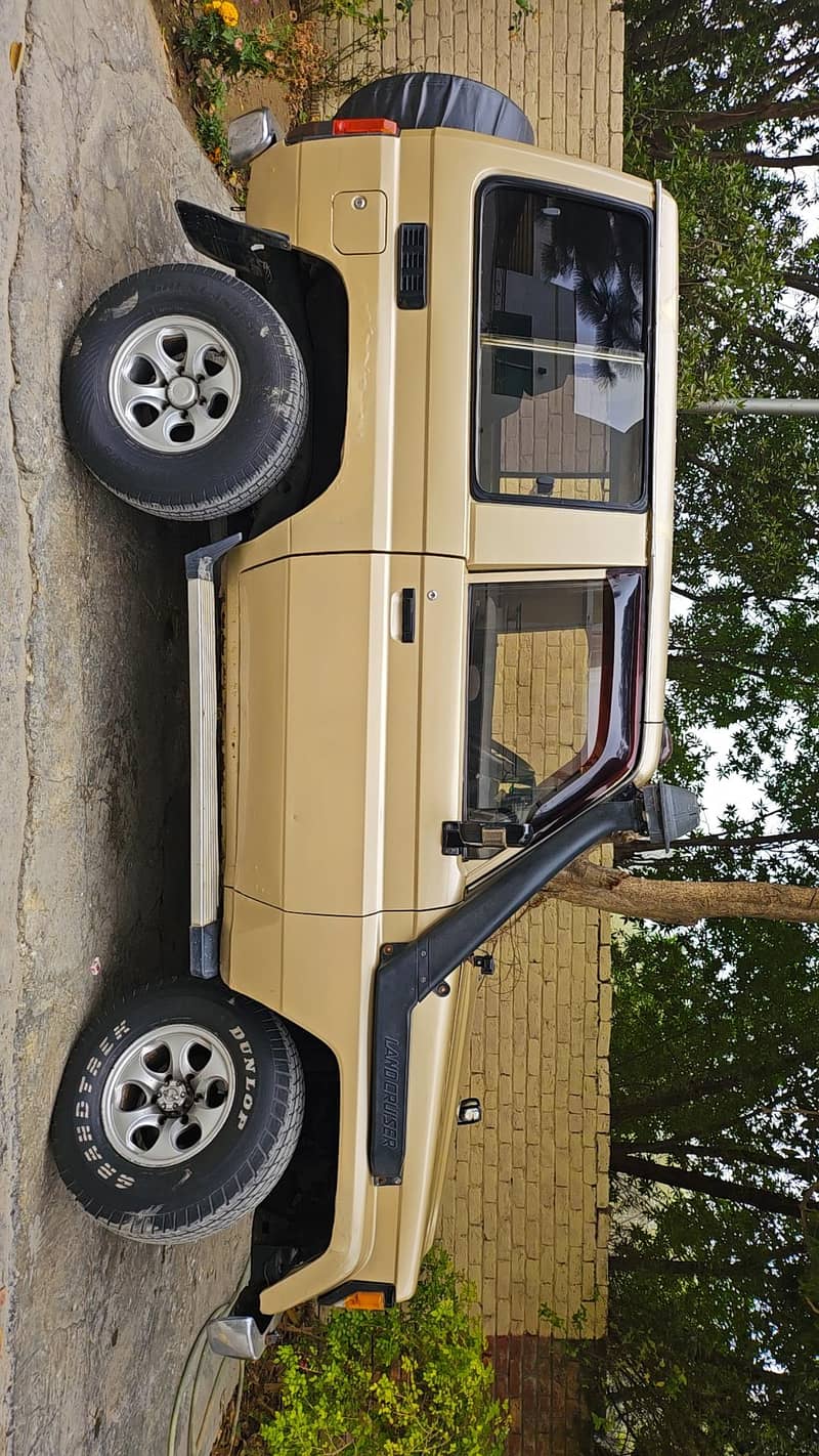 Toyota Land Cruiser RKR - Cars - 1110169120