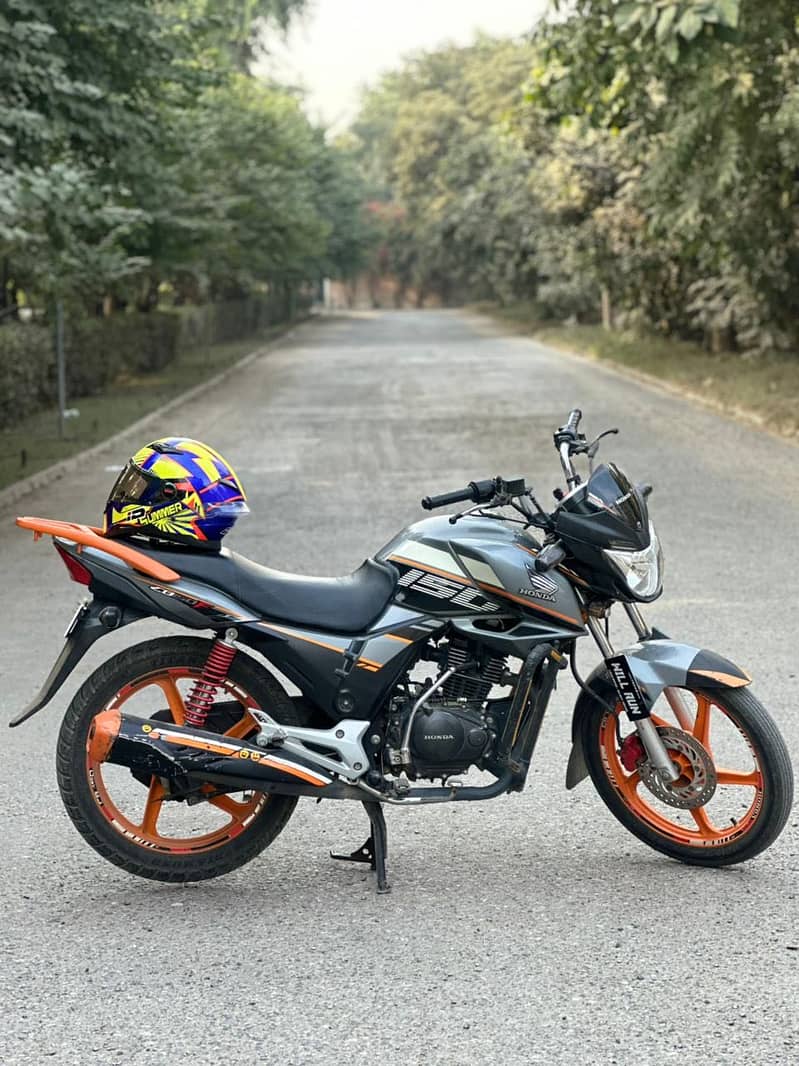 Cb150f orange colour // mint condition - Standard - 1110184262