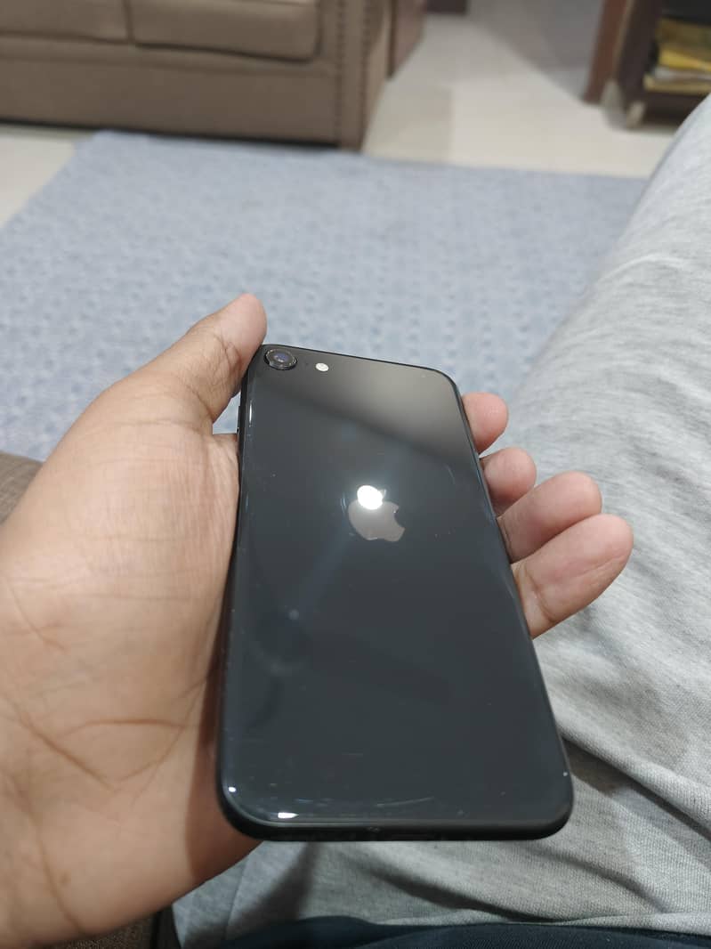 APPLE IPHONE SE 2020 - Mobile Phones - 1110188711