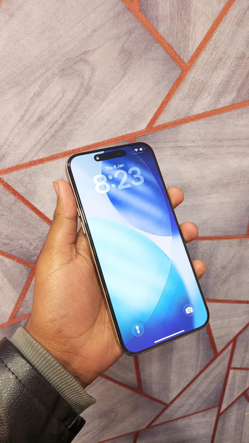 iphone 15 pro max Factory unlocked 256 - Mobile Phones - 1110189486