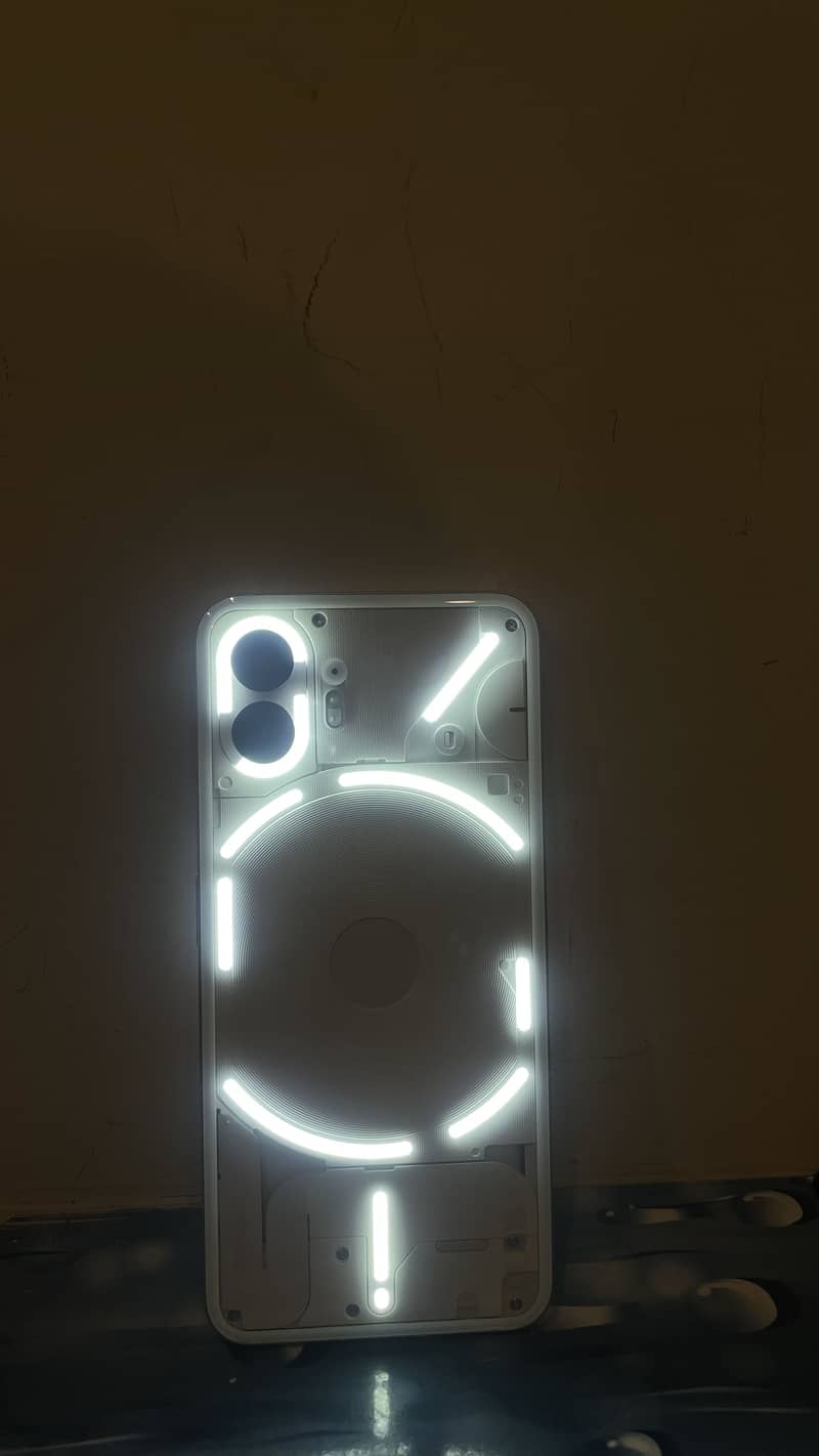 Nothing phone(2) - Mobile Phones - 1110206647