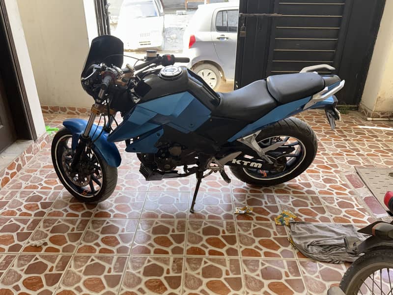 Ycr 200/rokk 200/ktm 200 - Sports & Heavy Bikes - 1110208706