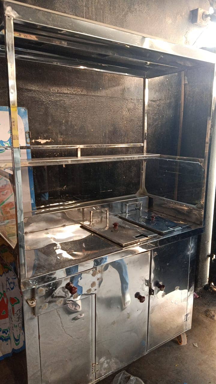 fries counter size 4x2 with 8mm shisha on 3 sides - Food Display ...