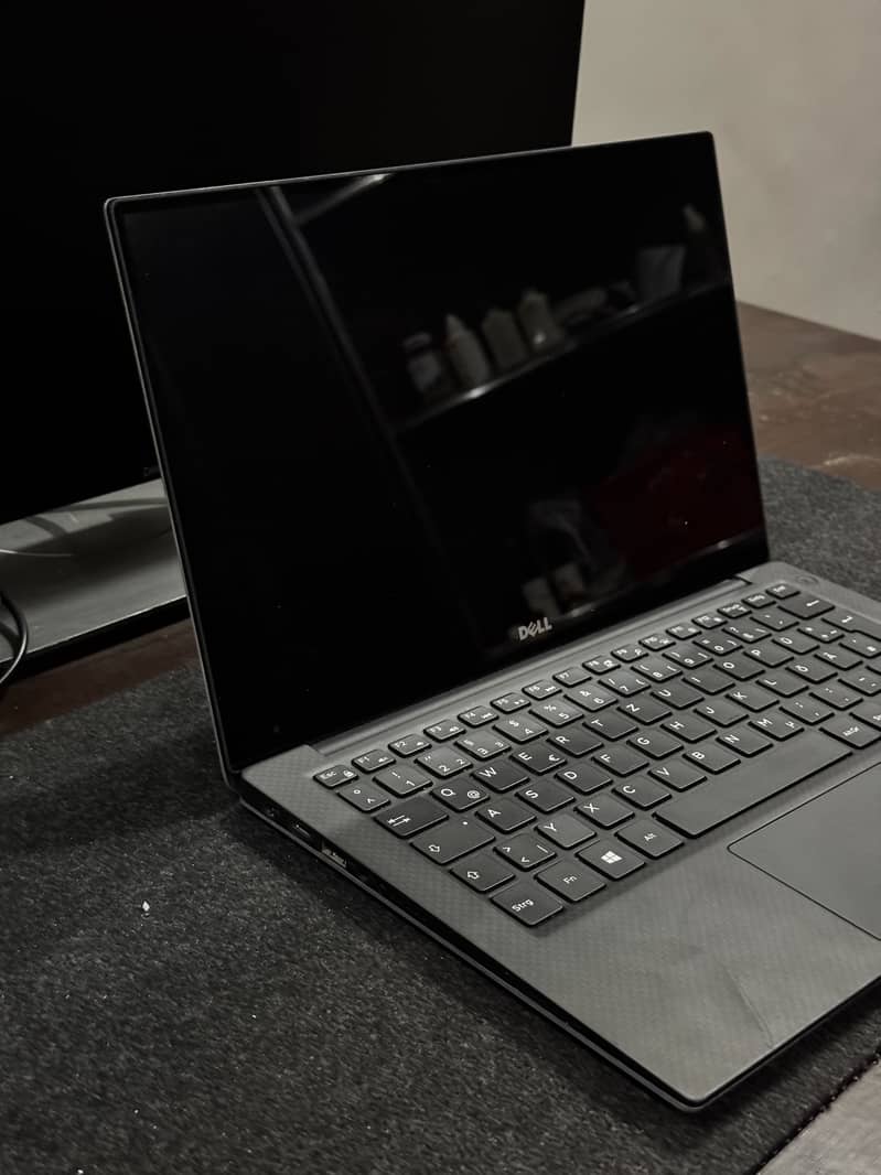 Dell XPS 13 9360 - Laptops - 1110232939