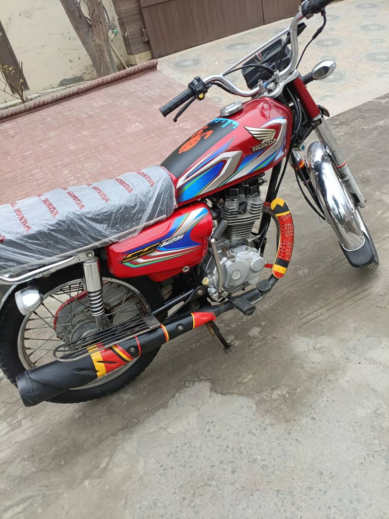 Honda CG 125 Model 2022 - Standard - 1110235503