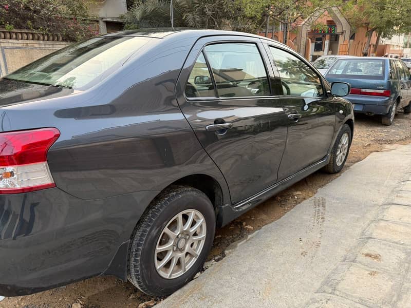 Toyota Belta 1300 cc - Cars - 1110243874