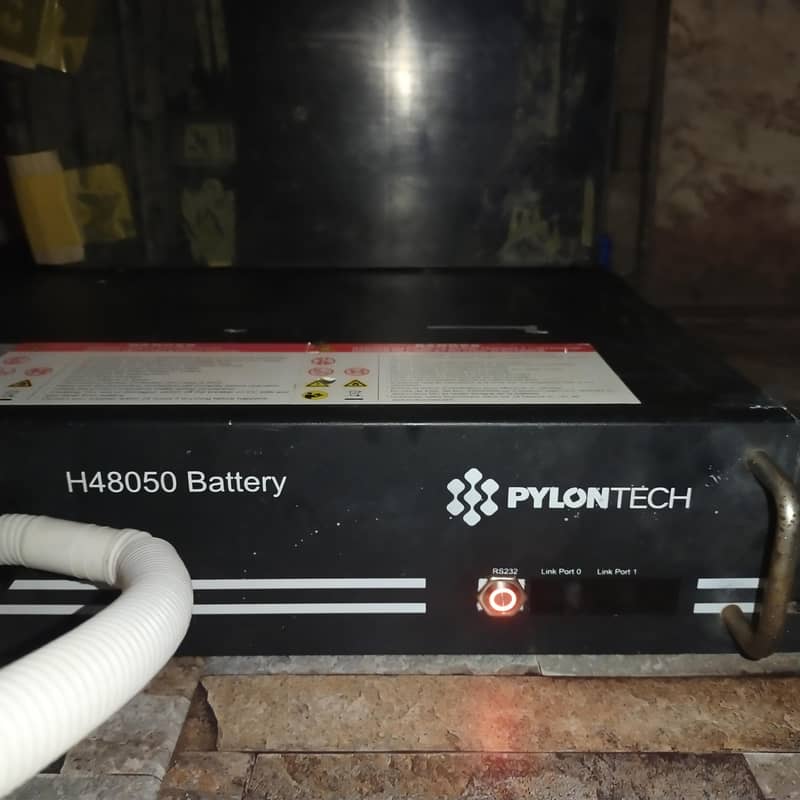 Livoltek 6kw Hybrid Inverter + 2.4kw Lithium battery 03234866488 ...