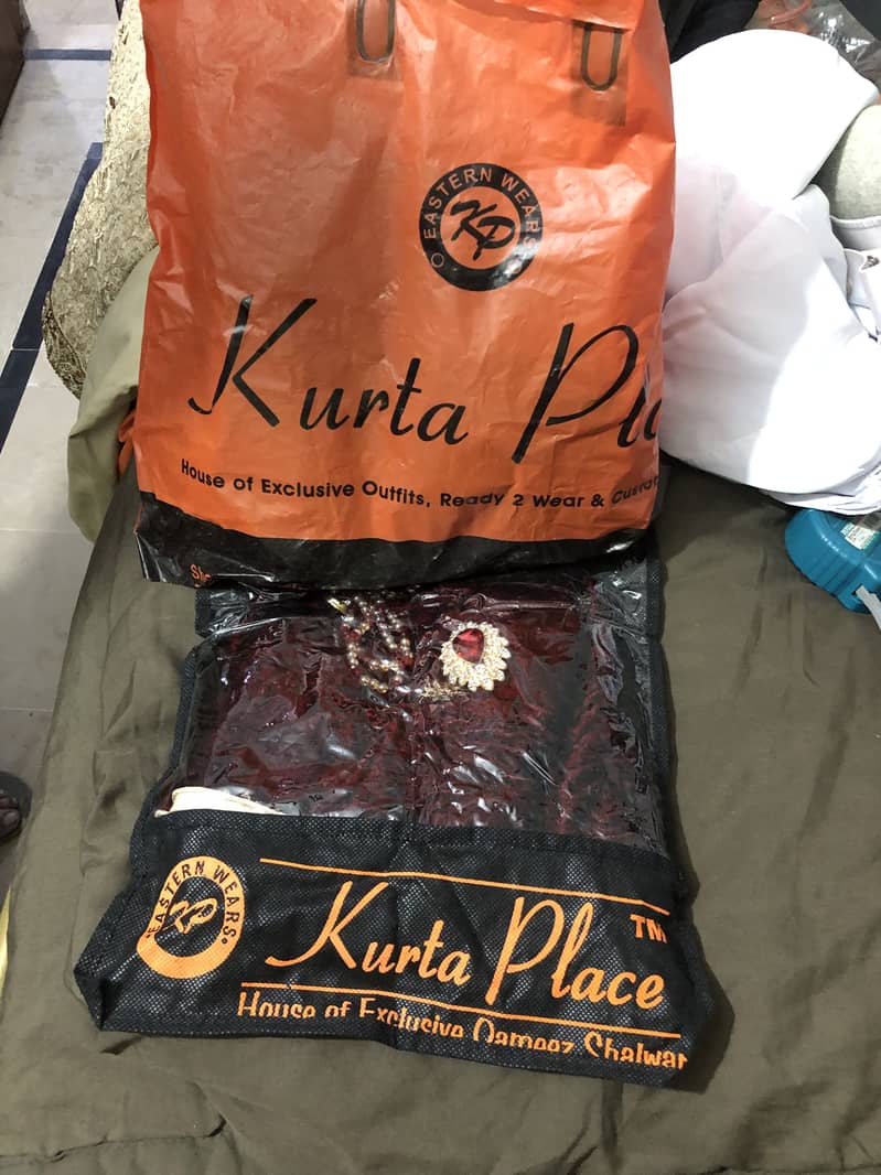 Medium sized premium branded sherwani - Grooms - 1110262842