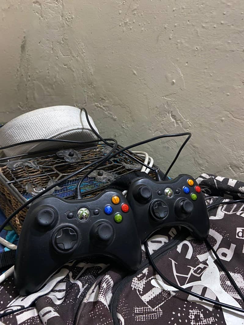 xbox 360 - Gaming Consoles - 1110264407